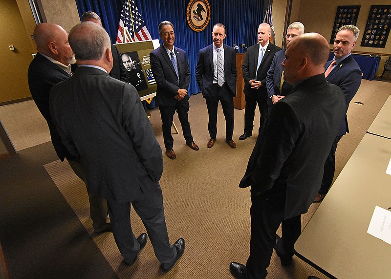 Work of slain Pine Bluff detective leads to 80 indictments for drug ...