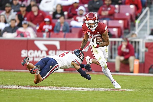 Razorback Report: Haselwood lauded for toughness | Whole Hog Sports