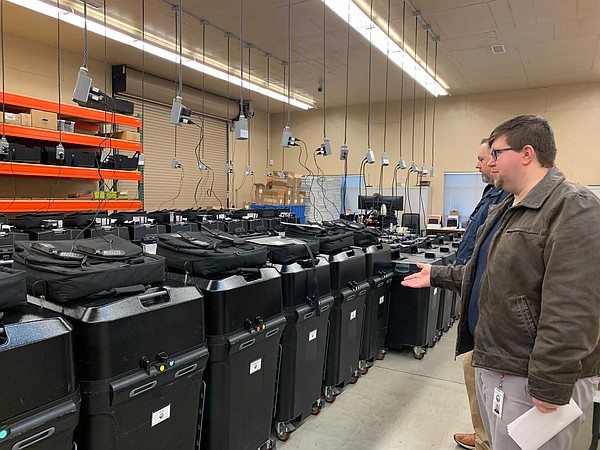 Hamilton County reports no problems with Dominion voting machines ...