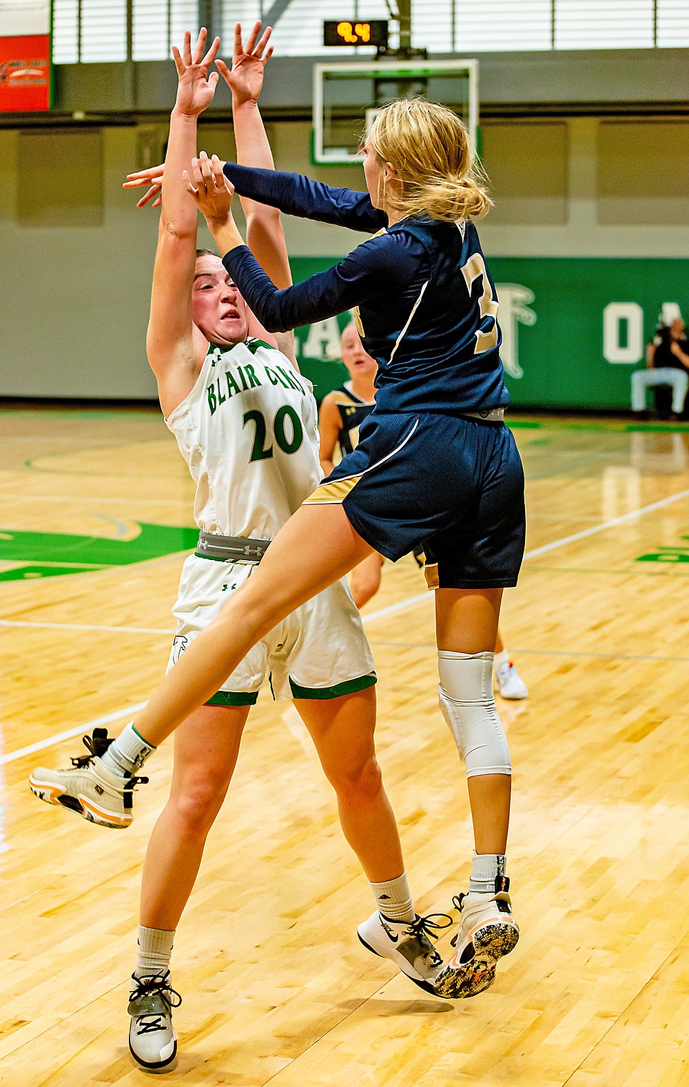 Helias girls get past Blair Oaks in season opener | Jefferson City News ...