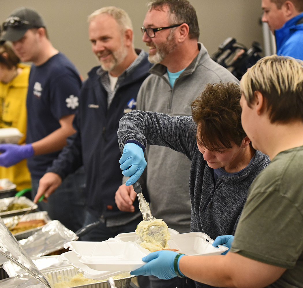 First responders in Little Rock find time to celebrate Thanksgiving ...