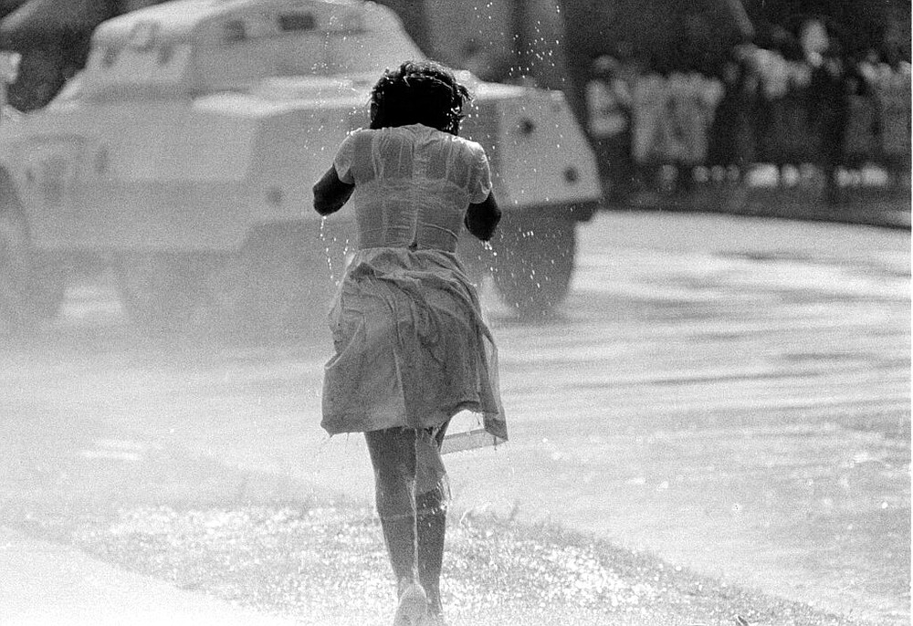 Woman in iconic civil rights image dies | The Arkansas Democrat-Gazette ...