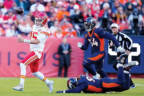 Once up 27-0 in first half, Chiefs outlast Broncos | Fulton Sun