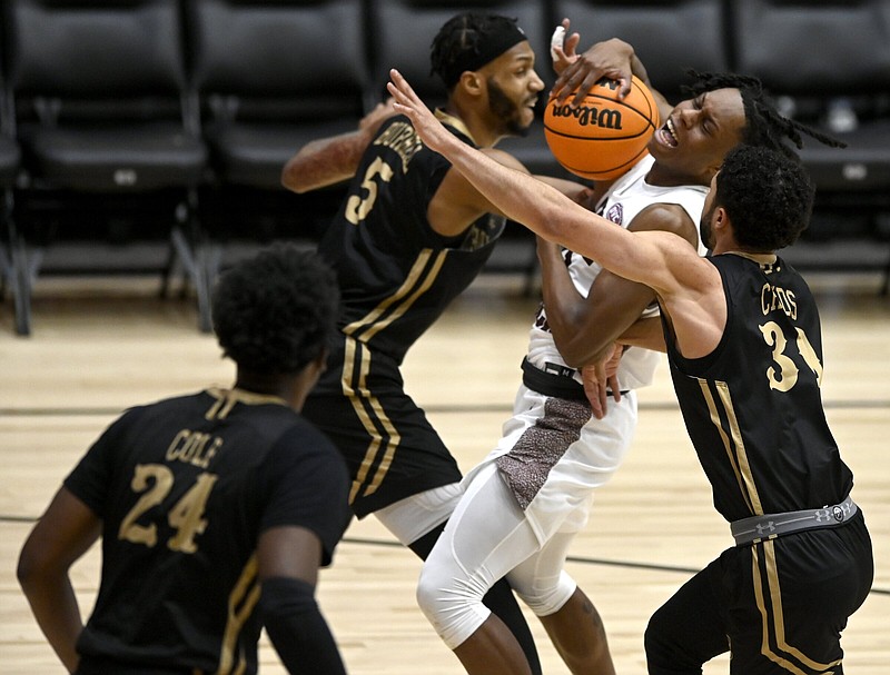 Trojans falter late at home vs. Lions | Northwest Arkansas Democrat-Gazette