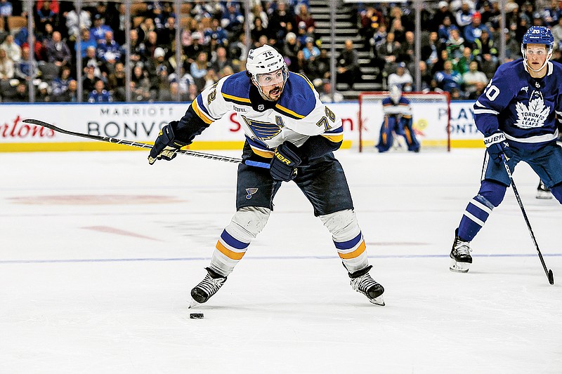 Schenn lifts Blues past Maple Leafs in shootout