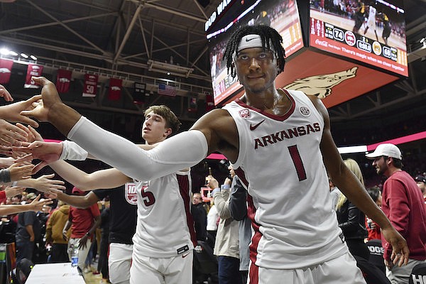 Hogs find success in Pinion, Council swap | Whole Hog Sports