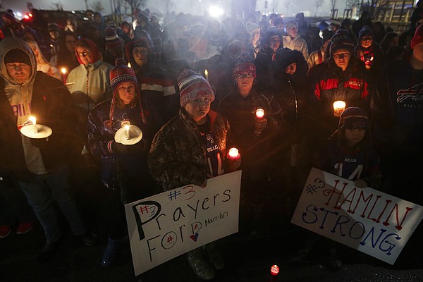 Pray for Damar: Public prayer blitz follows Hamlin collapse ...