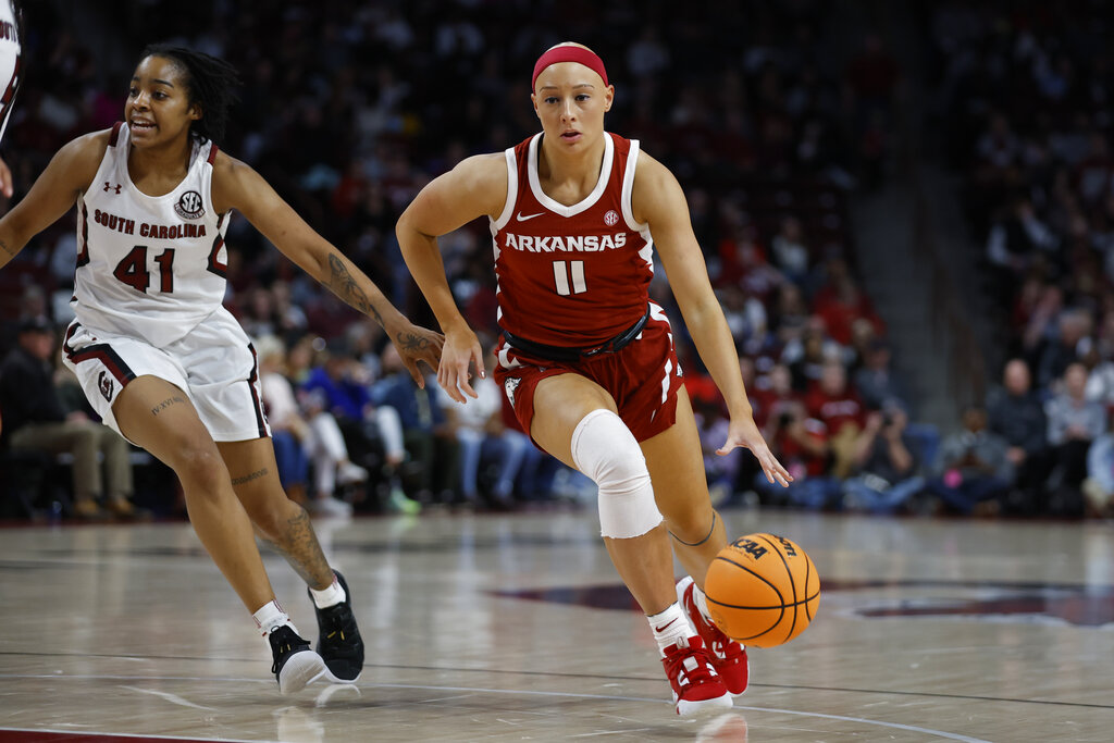 WholeHogSports - Langerman transferring from Arkansas basketball team