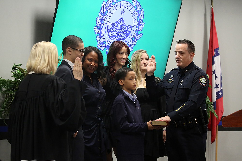 Helton Sworn in as LRPD Chief | The Arkansas Democrat-Gazette ...