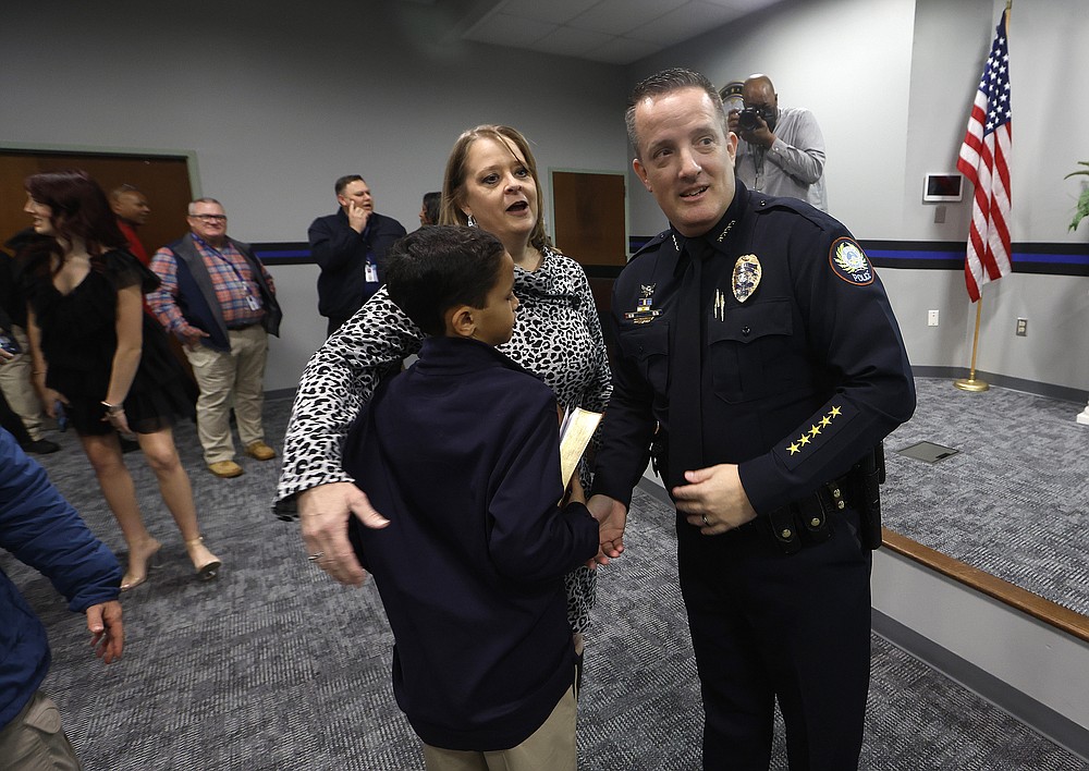 Helton Sworn in as LRPD Chief | The Arkansas Democrat-Gazette ...