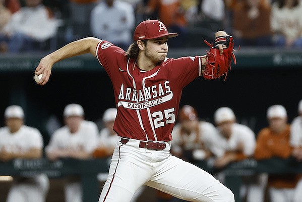 Tygart slams door, saves Arkansas' season opener | Whole Hog Sports