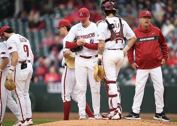 VIDEO: Van Horn recaps Arkansas' comeback win against Grambling ...