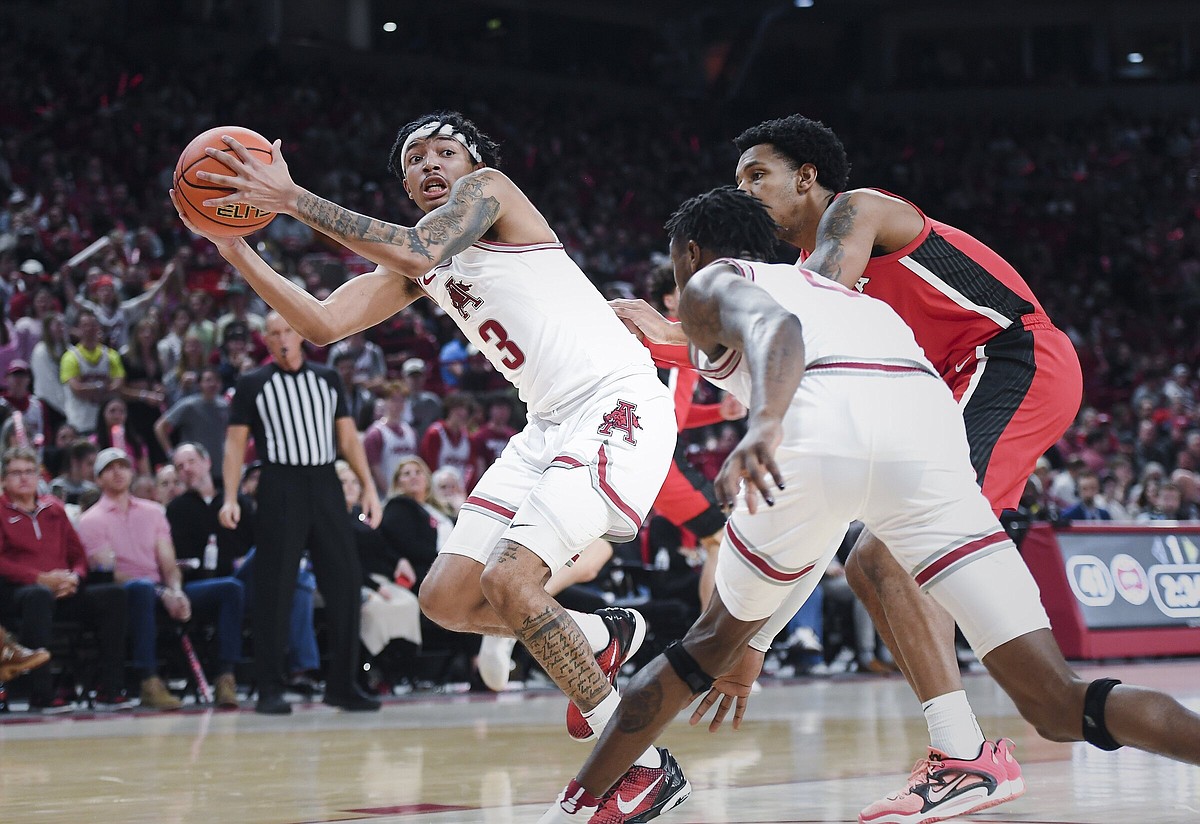 Hogs punish Bulldogs: Arkansas rolls to its largest victory of season ...