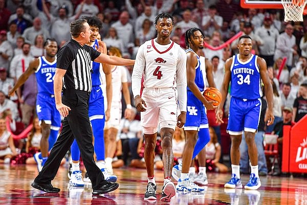 Razorback Report: Devo ejection takes wind out of Arkansas | Whole Hog ...