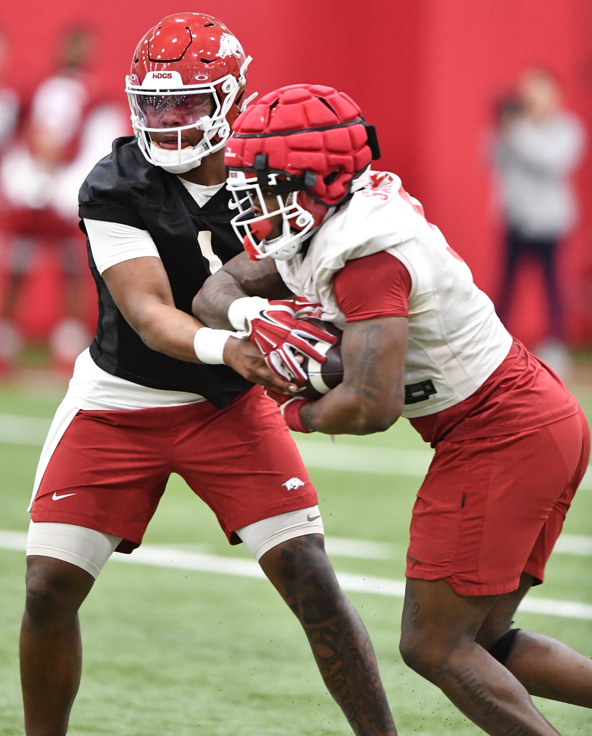 Razorbacks unwrap 1st spring practice | Northwest Arkansas Democrat-Gazette