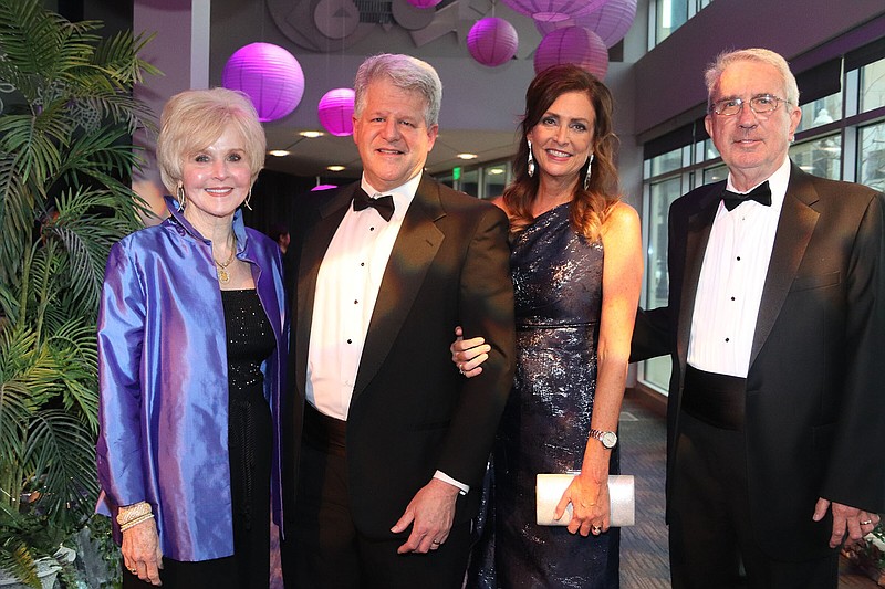 LET’S GIVE THEM A HAND: Ovation fundraiser benefits The Rep | The ...