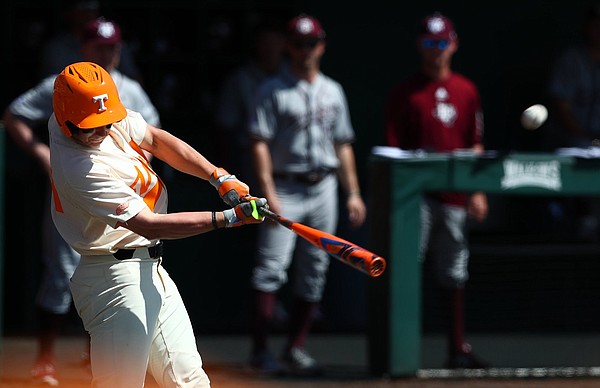 Denton-led Vols sweep Texas A&M, brace for brutal top-five gauntlet ...