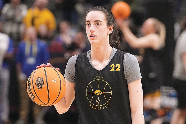 Iowa’s Clark wins AP Player of the Year | Jefferson City News Tribune