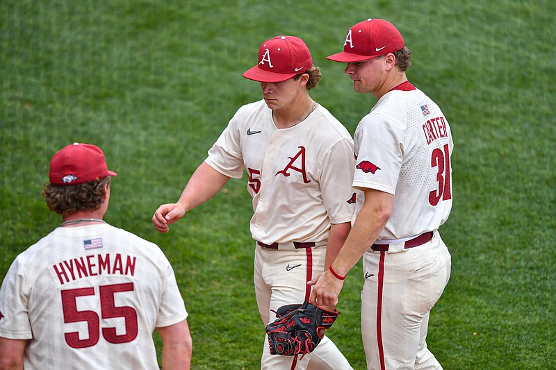 Hogs take series behind bullpen | Northwest Arkansas Democrat-Gazette