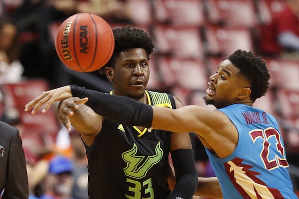 Hogs make cut for forward B.J. Mack | Whole Hog Sports