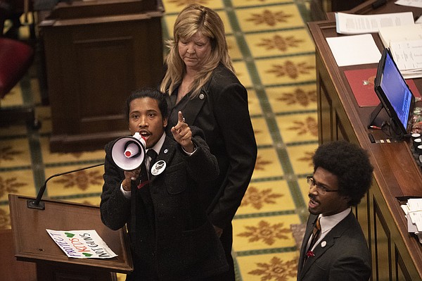 Double standard? Tennessee Republicans seek to oust 3 Democrats ... Double standard? Tennessee Republicans seek to oust 3 Democrats ...