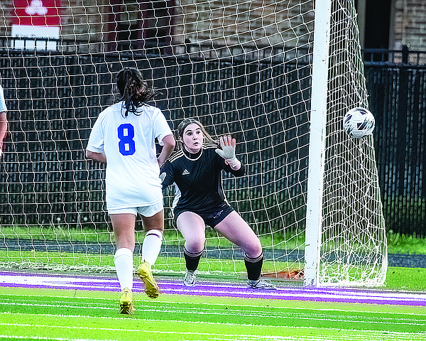 Lady Cats' soccer goal in good hands | El Dorado News