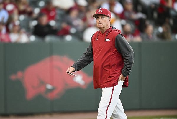 VIDEO: Van Horn, players recap 11-4 loss to UALR | Whole Hog Sports