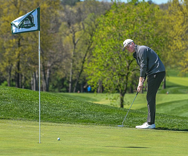 Meredith shares district golf title for Capital City | Jefferson City ...