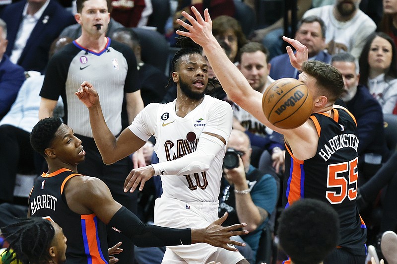 NBA Capsules: Suns beat Clippers 123-109 in Game 2 to tie series | Jefferson City News Tribune