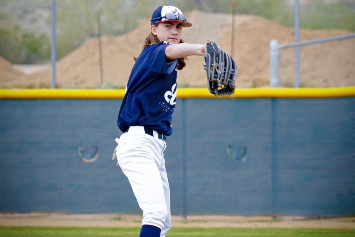 WholeHogSports - Texarkana freshman commits to Arkansas baseball