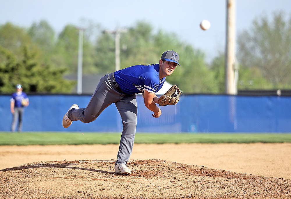 St. Elizabeth edges Russellville in Show-Me baseball clash