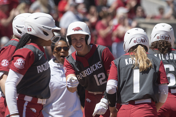 Razorbacks deny Tennessee a championship for now | Whole Hog Sports