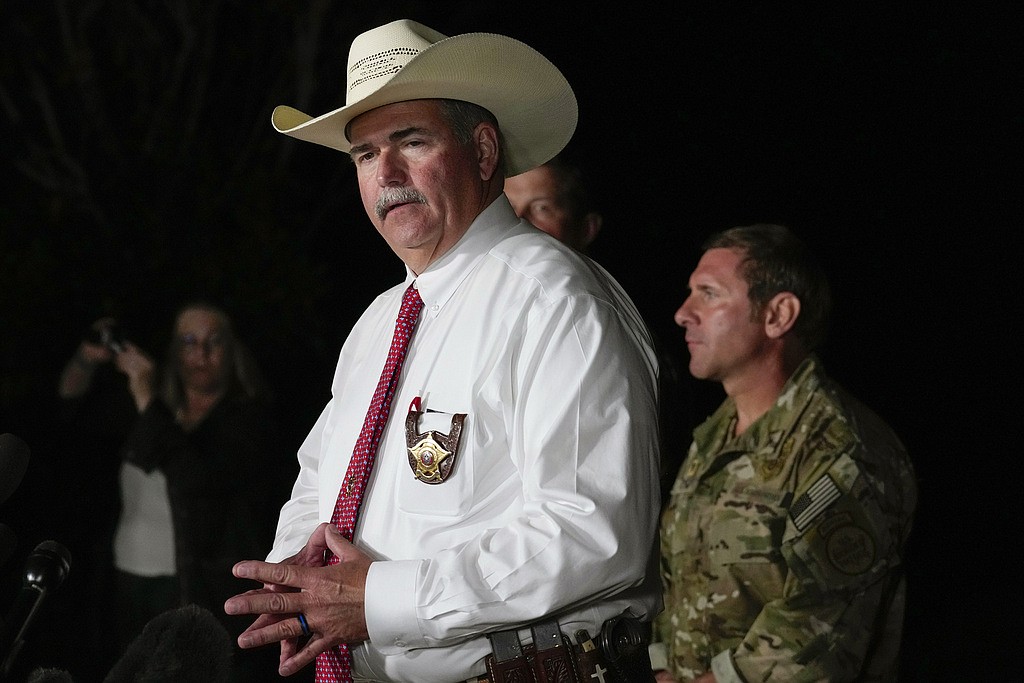 Partner of suspected Texas gunman accused of foiling arrest | The ...