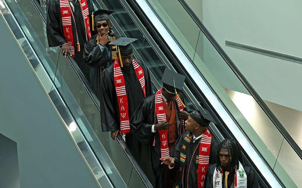 Philander Smith College Graduation | The Arkansas Democrat-Gazette ...