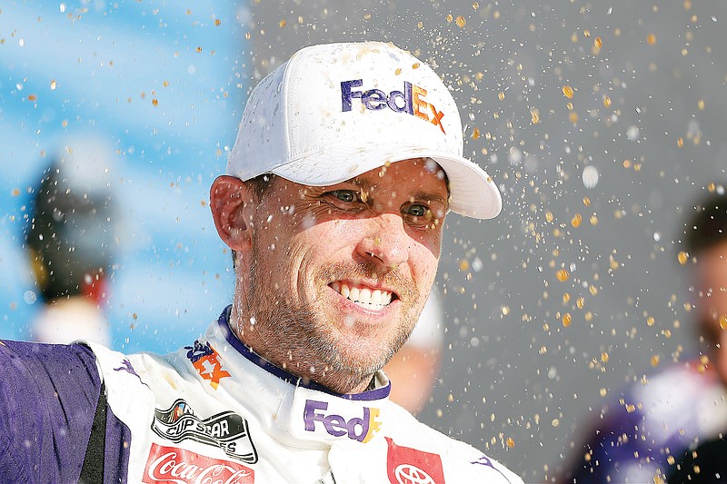 Hamlin bumps Larson for lead to win at Kansas Speedway | Fulton Sun