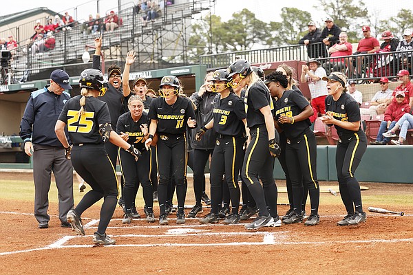 Missouri softball opens regional with win vs. California | Jefferson ...