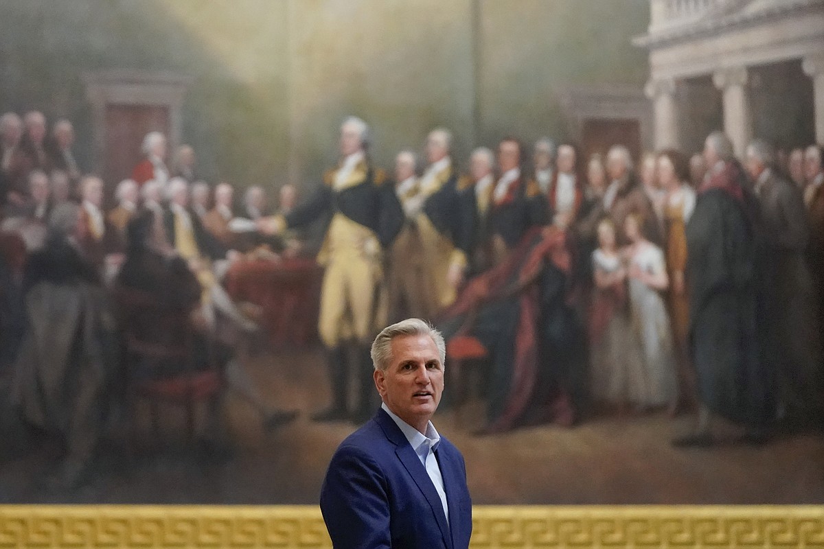Biden, McCarthy to meet Monday for debt ceiling talks as default ...