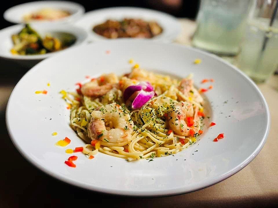 Let’s Eat! Pesto’s by Lance resurrects popular cafe, Wienerschnitzel ...