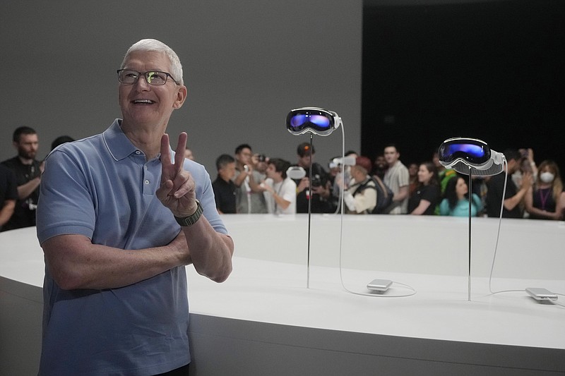 Apple unveils a $3,500 headset as it wades into the world of virtual ...