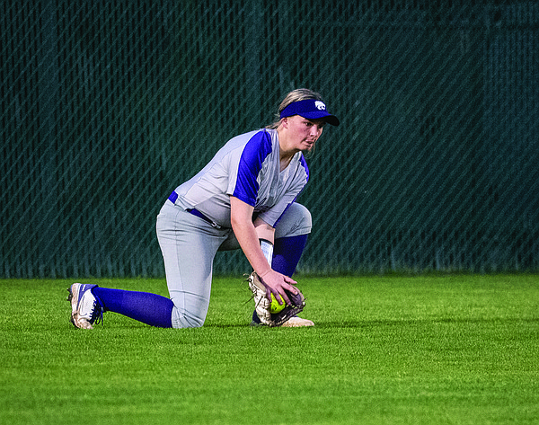 Loyd logging miles on summer softball circuit | El Dorado News