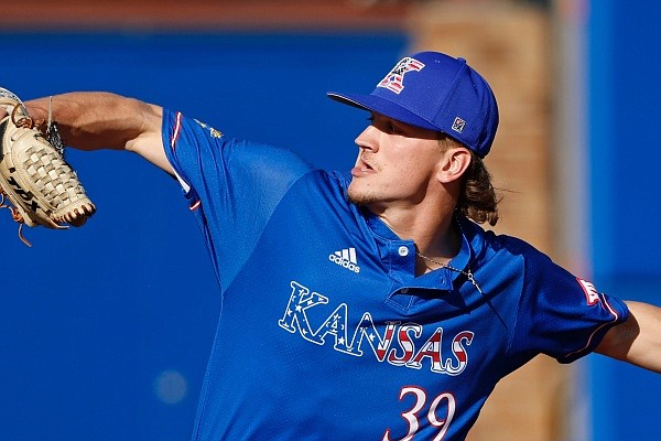 Big 12 transfer pledges to Arkansas, Van Horn | The Arkansas Democrat ...