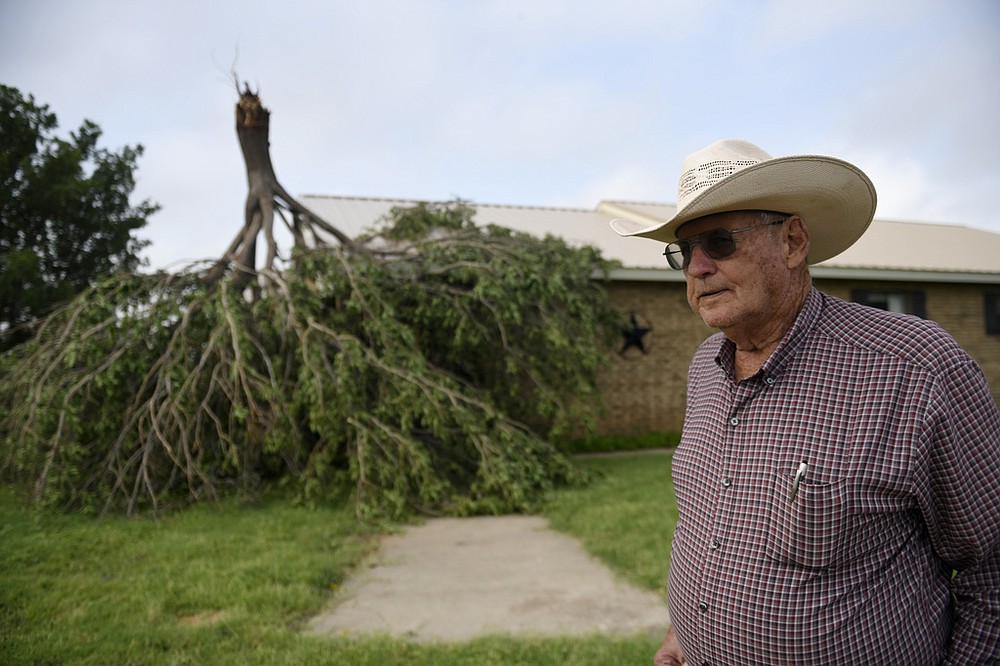 Killer Texas storms produce tornadoes, hail, strong winds | Northwest ...