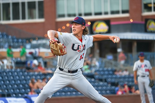 Hagen Smith named to Team USA roster | Whole Hog Sports