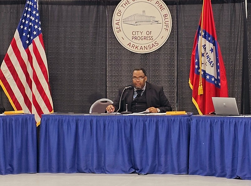 Financial records access splits Pine Bluff Administration Committee ...