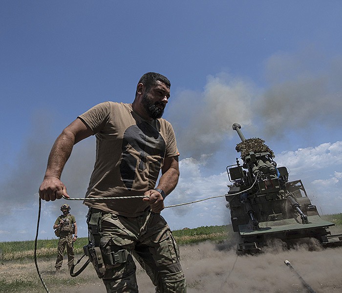 U.S. cluster bombs for Kyiv defended | Northwest Arkansas Democrat-Gazette