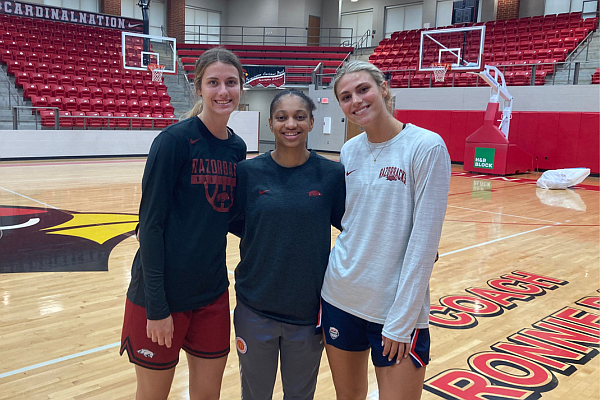 Poffenbarger hosts basketball camp for local youth girls | Whole Hog Sports