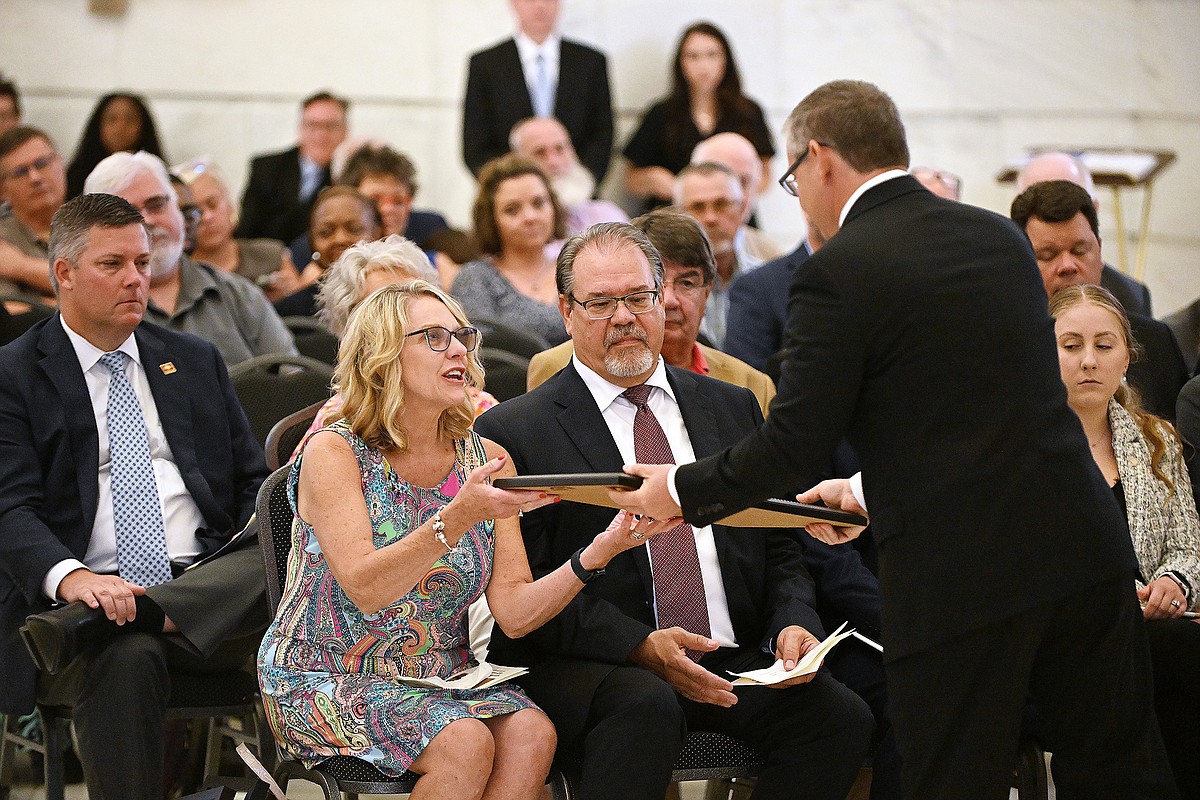 Colleagues recall Daniels love of state Capitol during memorial tribute ...