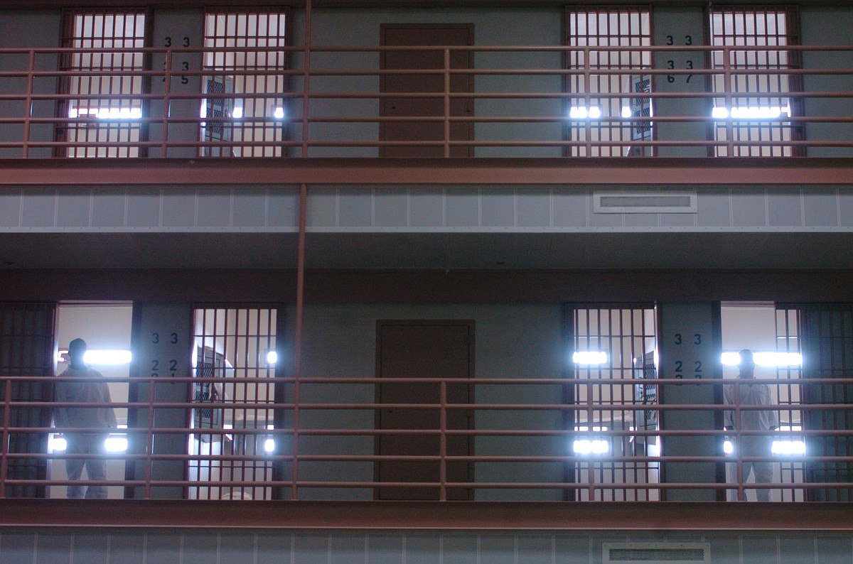 Ex-nursing home magnate calls to delay 1-year Arkansas prison sentence ...