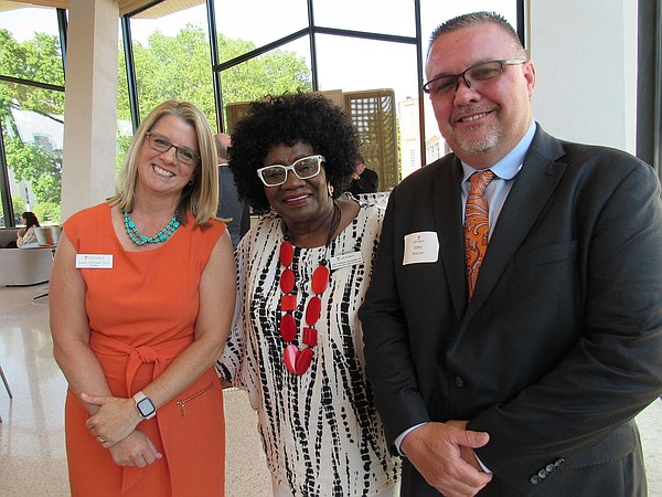 Presidential presentation: Hendrix College welcomes alumni, staff and ...