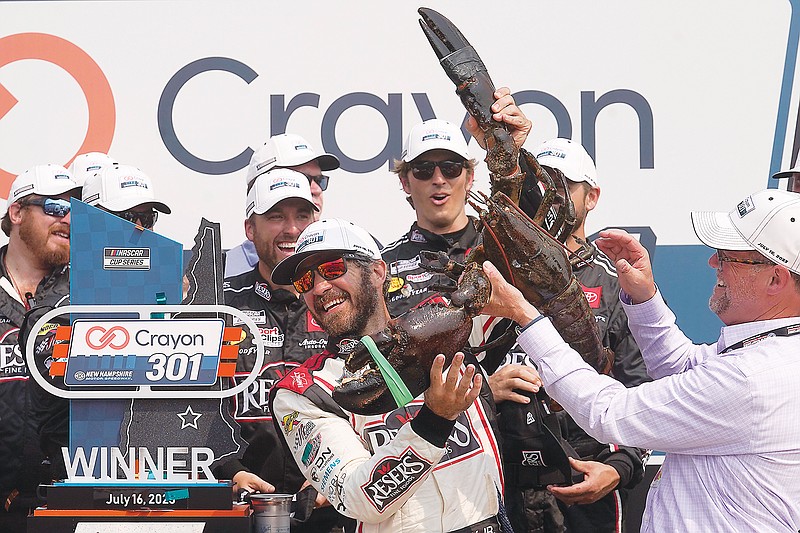 Truex Jr. wins for first time in 30 Cup Series races | Fulton Sun
